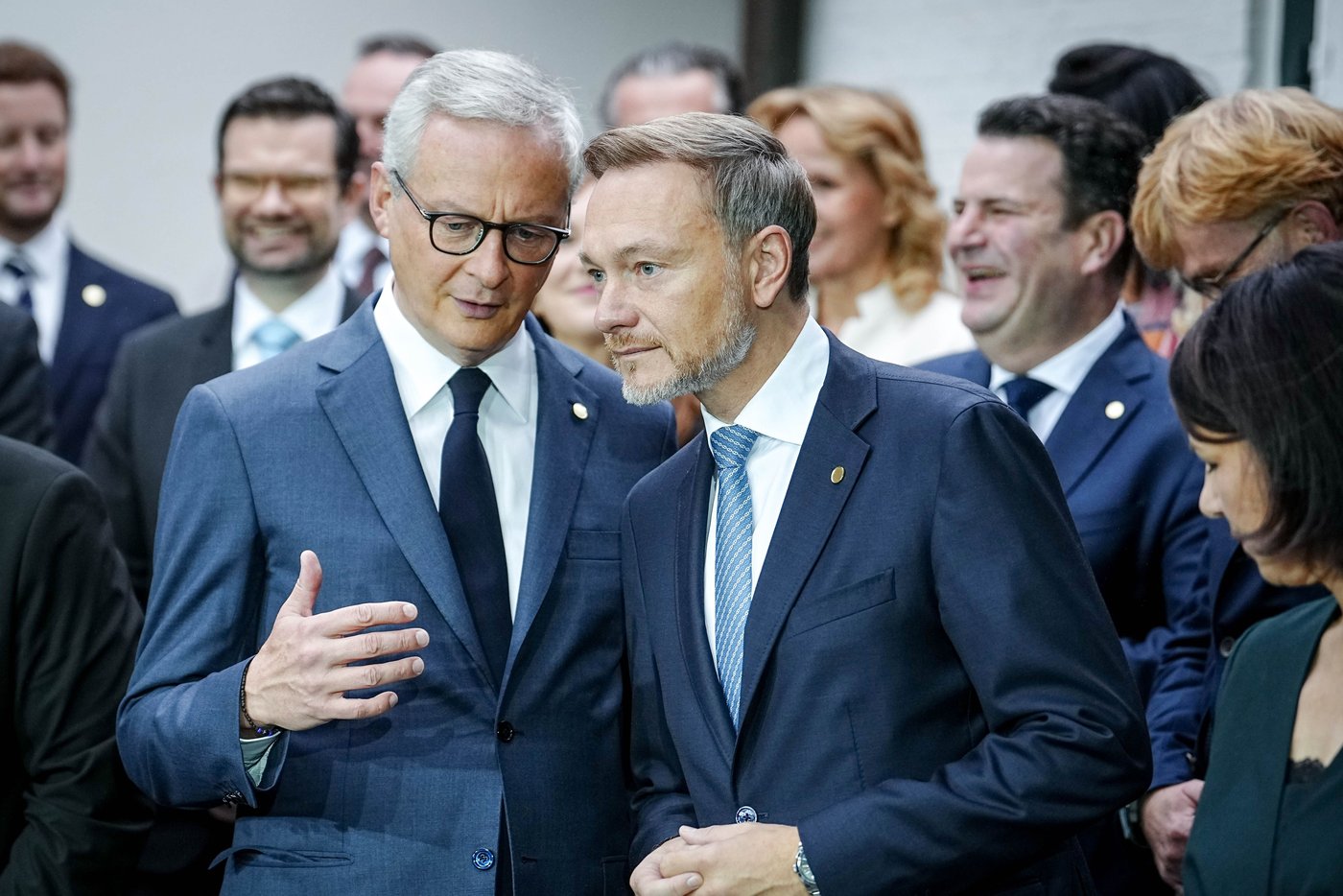 Finanzhilfe G7 Staaten wollen russisches Vermögen für Ukraine nutzen