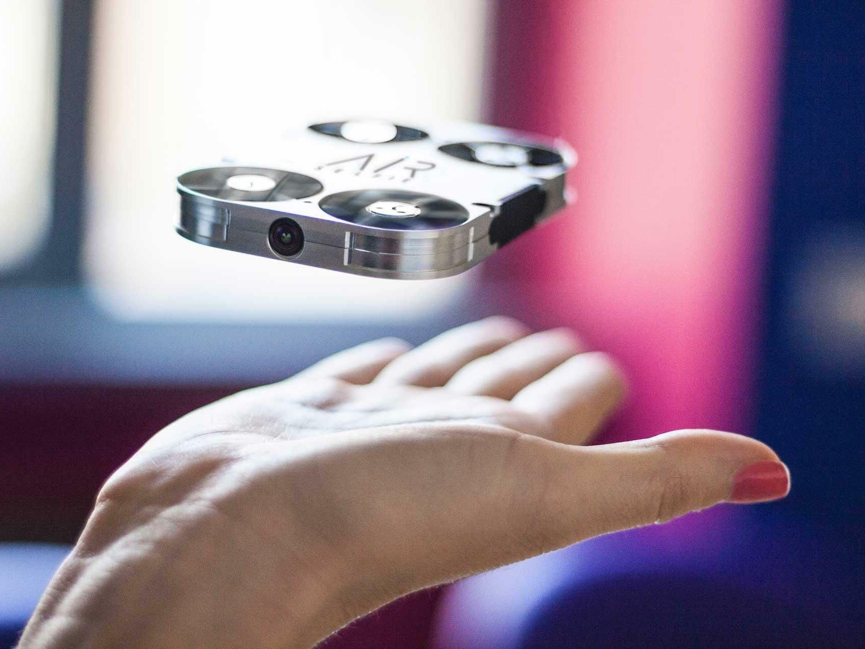Kameradrohne Airselfie im Test Quadcopter statt Deppenzepter