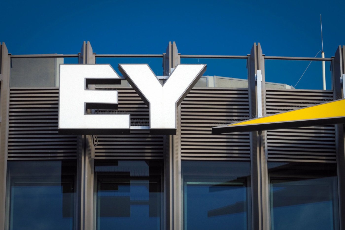 Wirtschaftsprüfung: EY akzeptiert Strafe im Wirecard-Skandal – Sperre ...