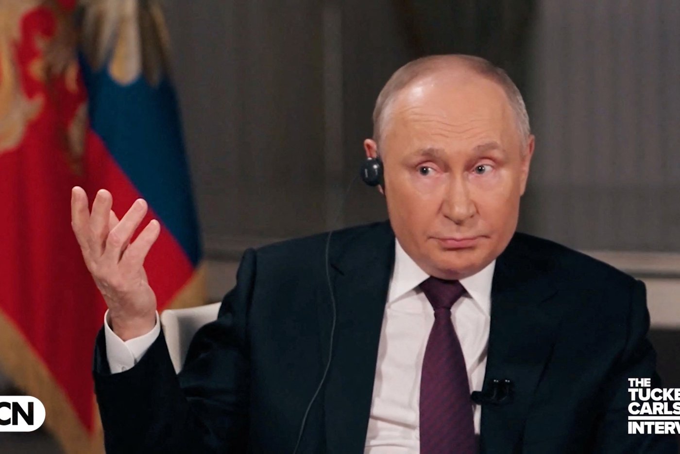 Interview mit Tucker Carlson: Geschichtsstunde mit Putin – Interview ...