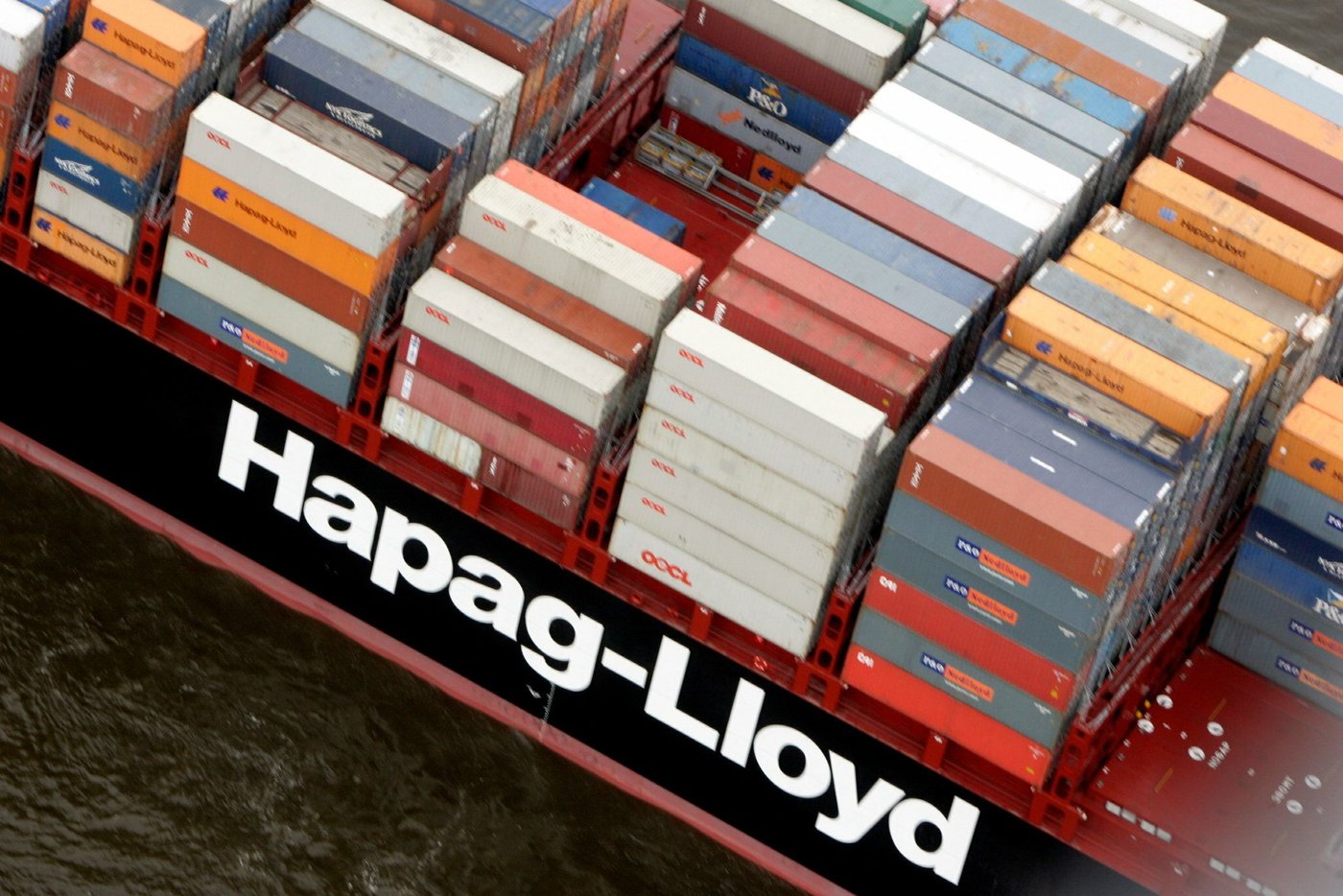 Hapag-Lloyd droht mit Abzug von Transportvolumen aus Hamburg