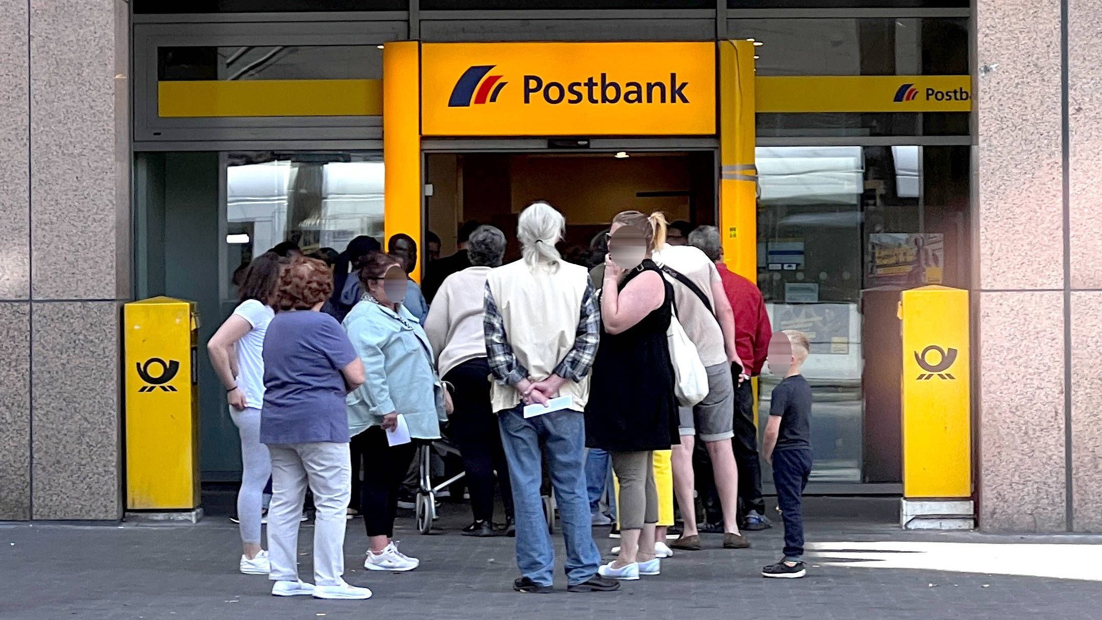 Postbank: 230 Standorte weniger – Finden Sie raus, ob Ihre Filiale schließt