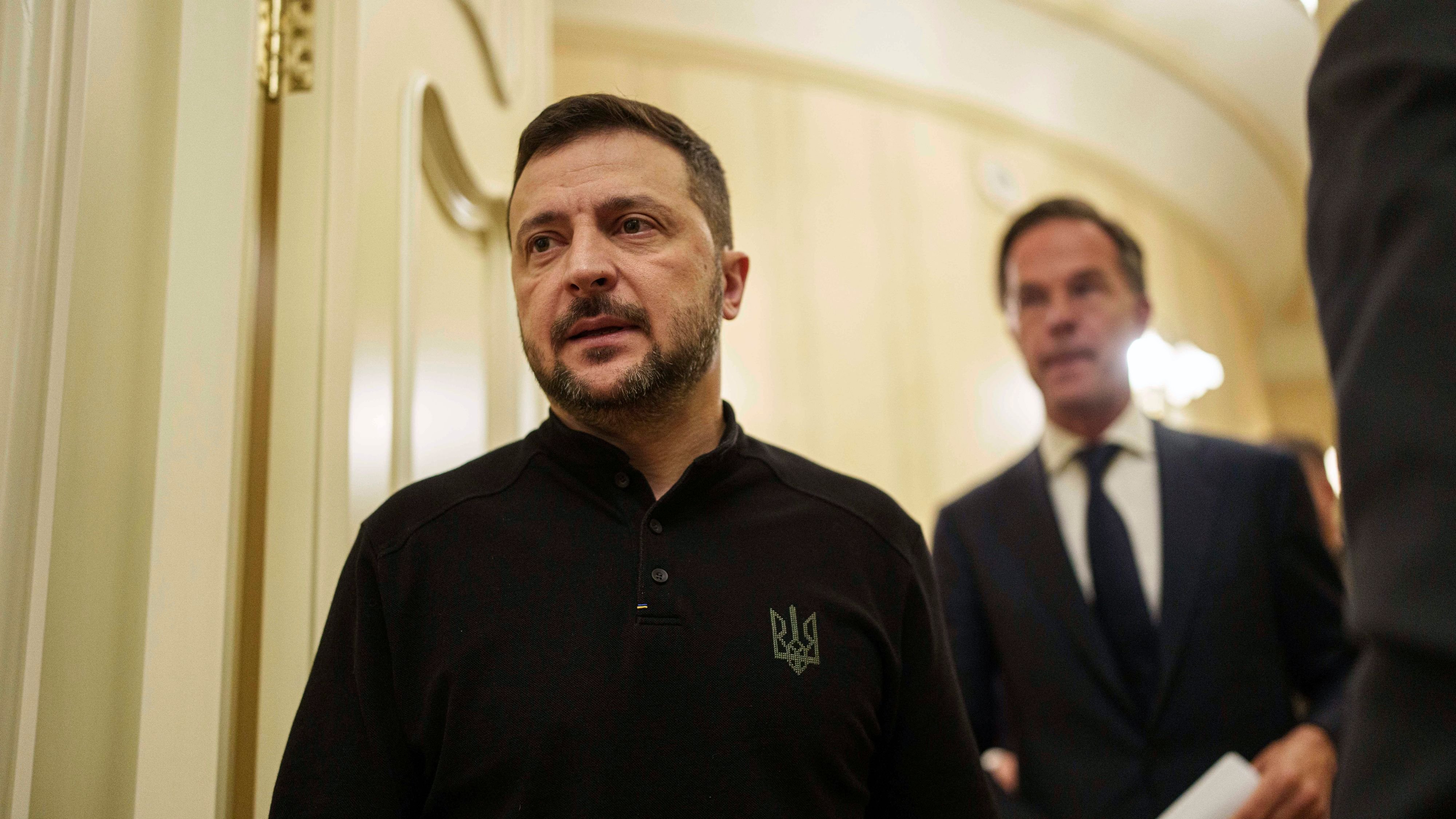 Ukraine: Selenski wirbt vor Ramstein-Treffen für mehr Waffen