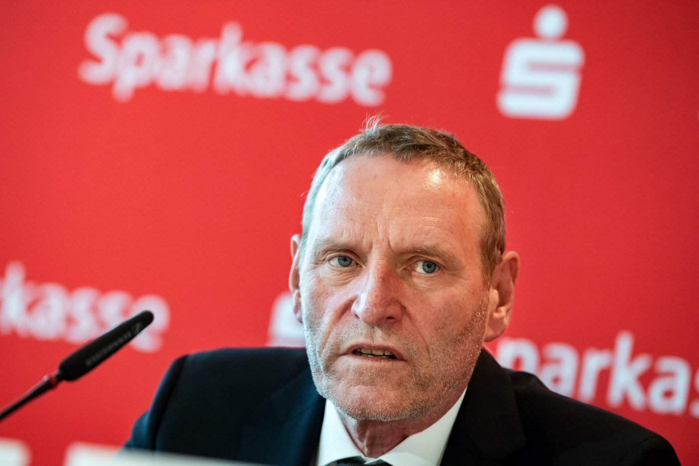 Sparkassen: DSGV-Präsident Schleweis warnt vor zu niedrigen Sparzinsen