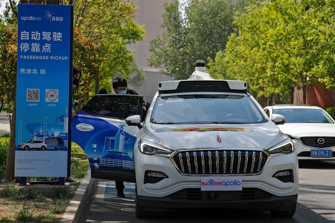 Autonomes Fahren: Baidu startet Taxi-Dienst ohne Fahrer