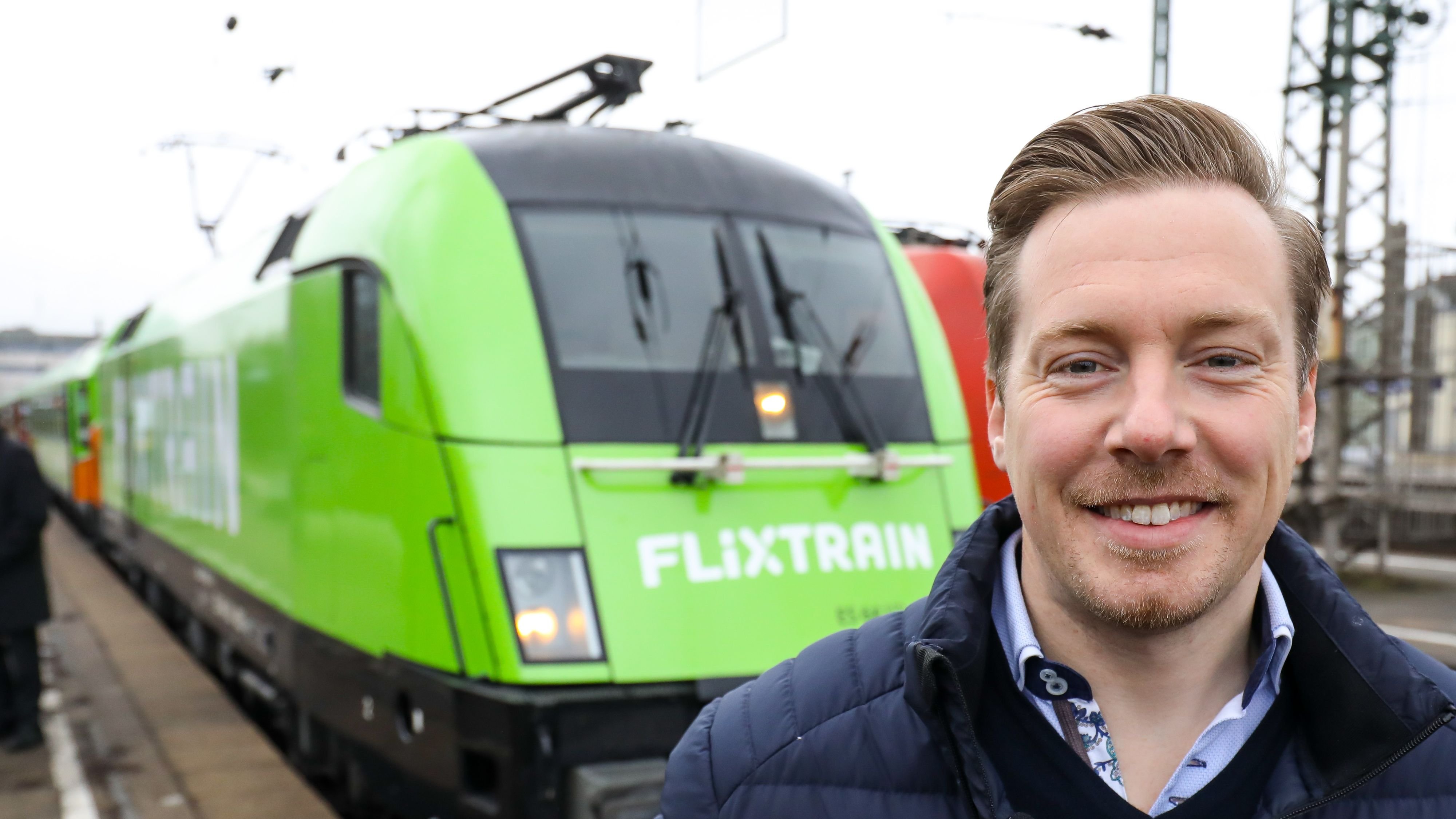Flix: Flixtrain-Chef will trotz erwarteter Verluste nicht aufgeben