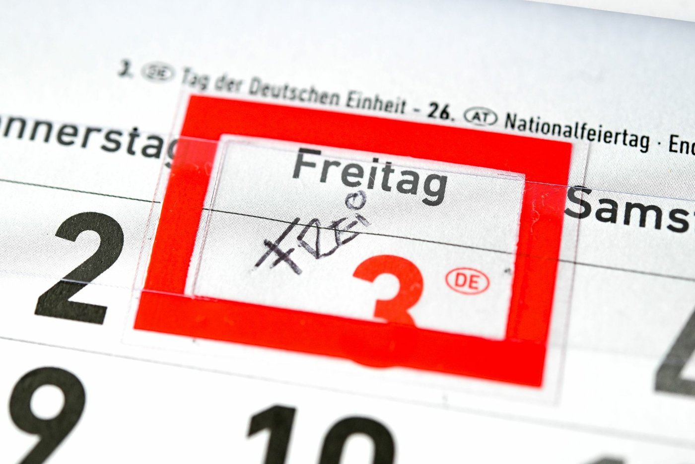 Arbeitszeit: Umfrage: Firmen befürchten Schaden durch Vier-Tage-Woche