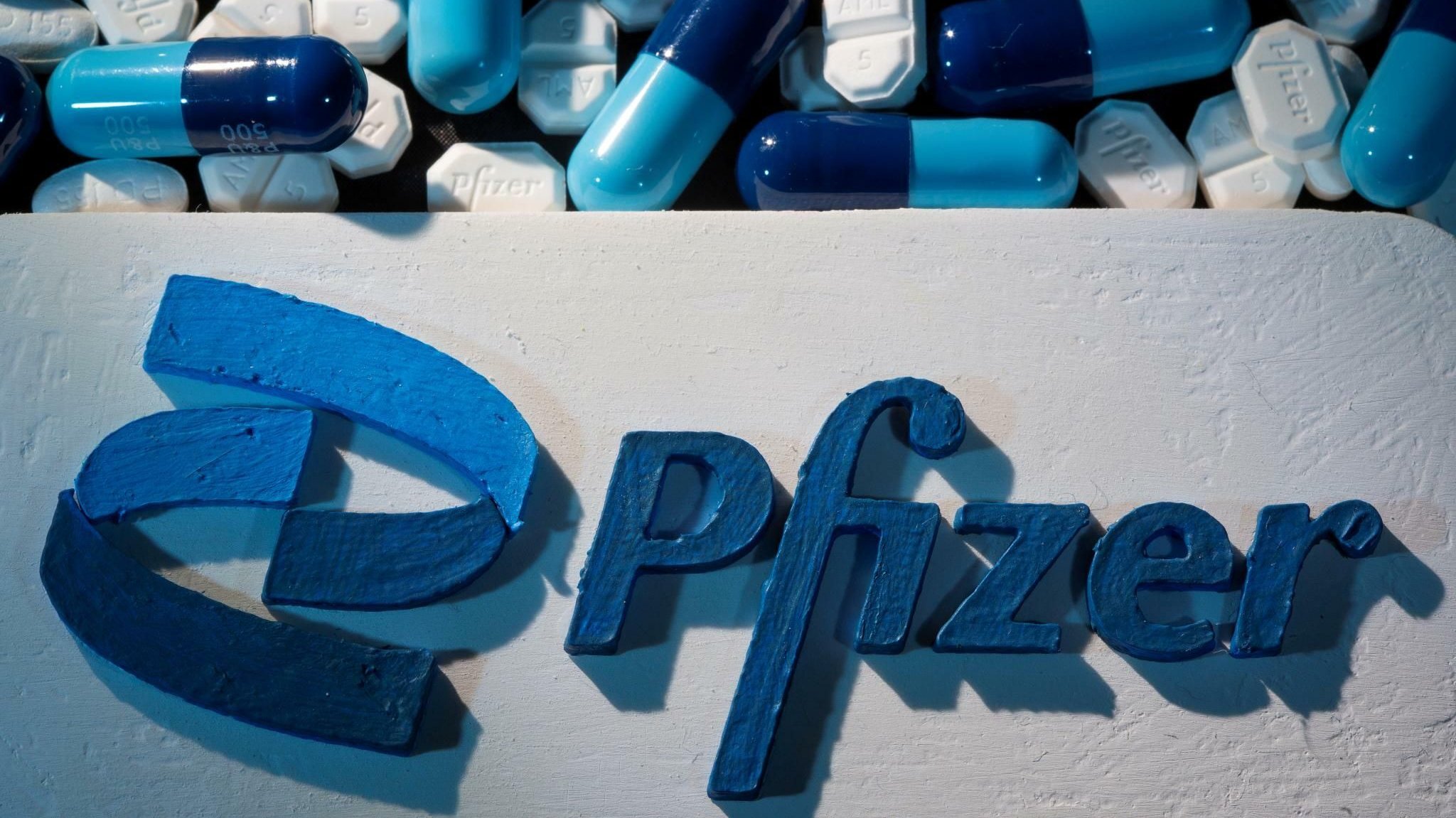 Pfizer-Aktie: Pharmakonzern treibt Entwicklung von Abnehmpille voran