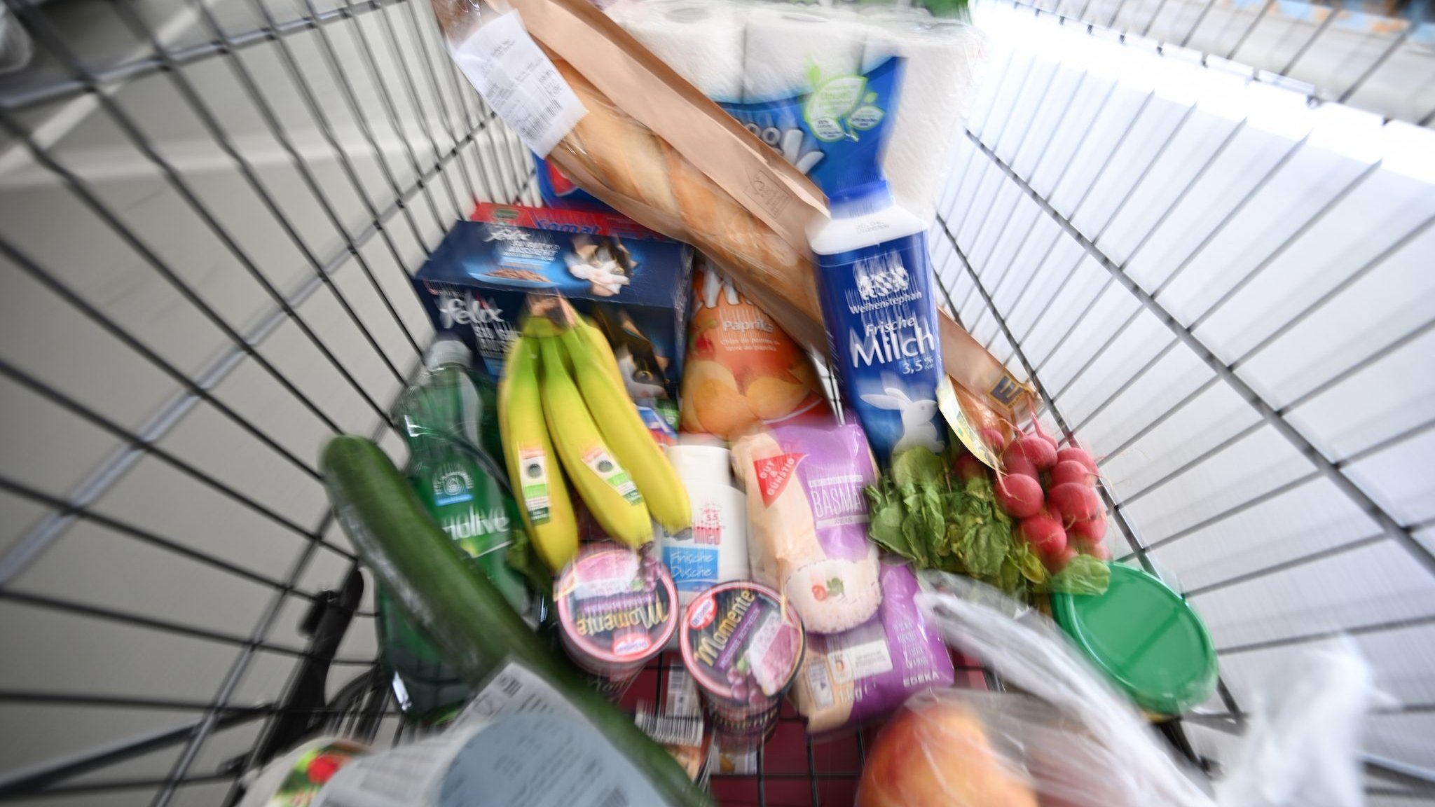 Lebensmittelpreise: „Deutschland-Korb“ - was Rewe, Aldi & Co. dazu sagen