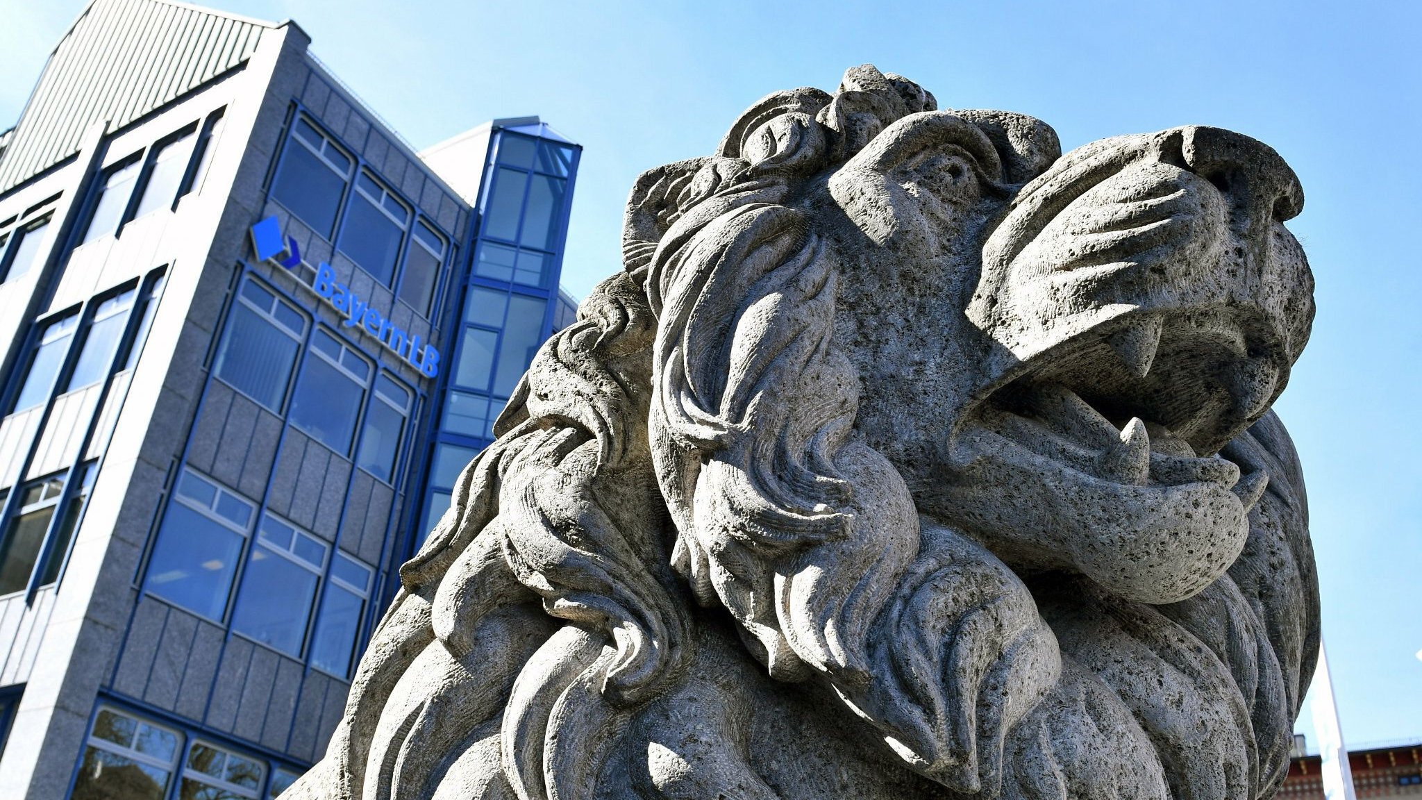 Landesbank: BayernLB schafft massiven Gewinnsprung