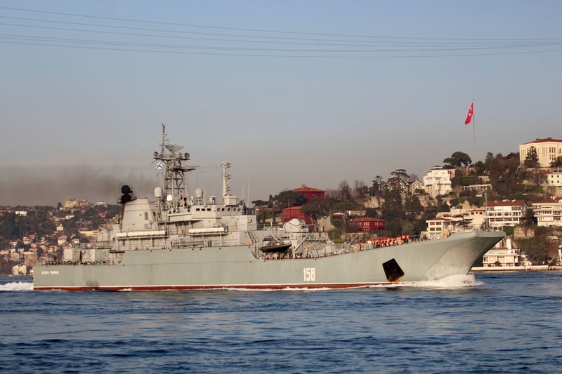 Ukraine-Krieg: Ukraine – Russisches Kriegsschiff vor der Krim zerstört