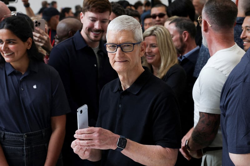 Apple: Cook stellt „iPhone Air“ vor
