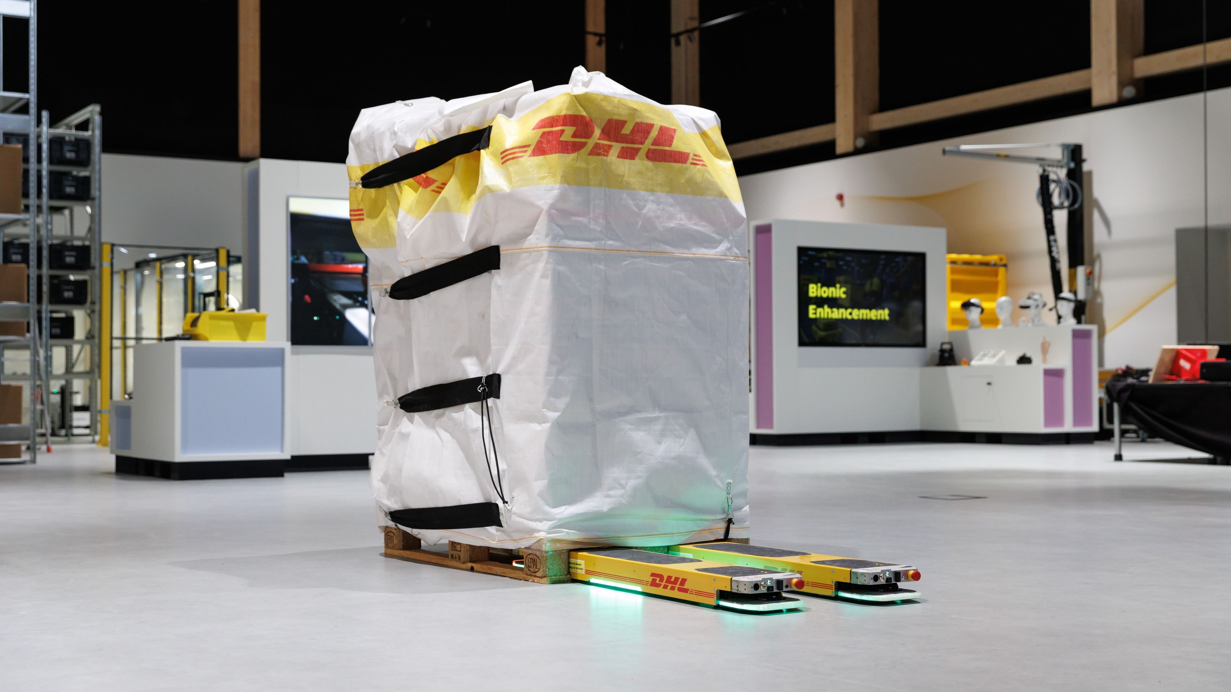Logistik: DHL bearbeitet über die Hälfte der Sendungen mit Robotern