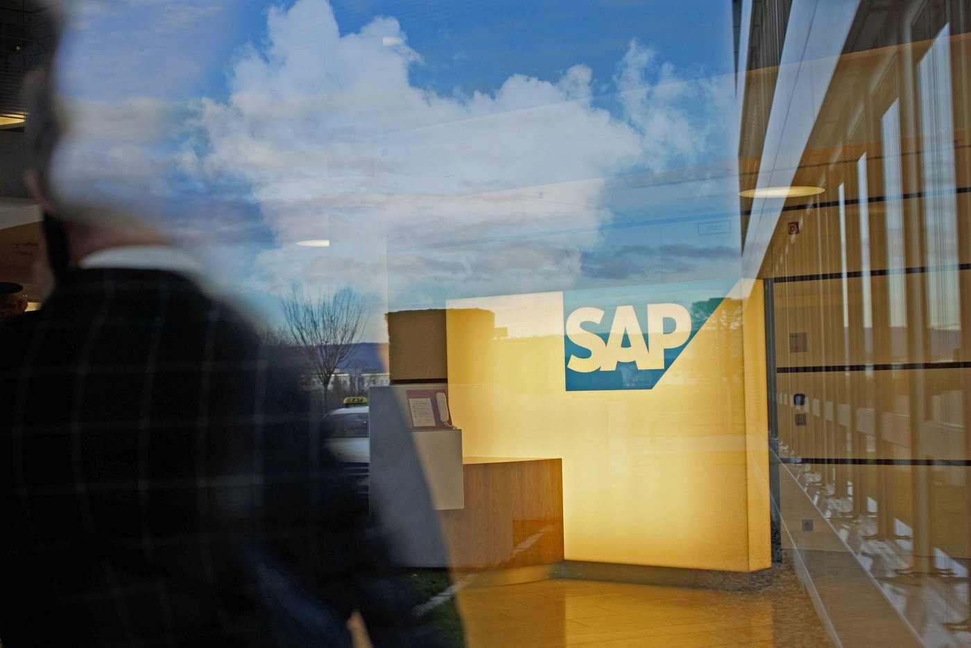 SAP-KI-Assistent: Durch Joule mit Cloud-Diensten sprechen