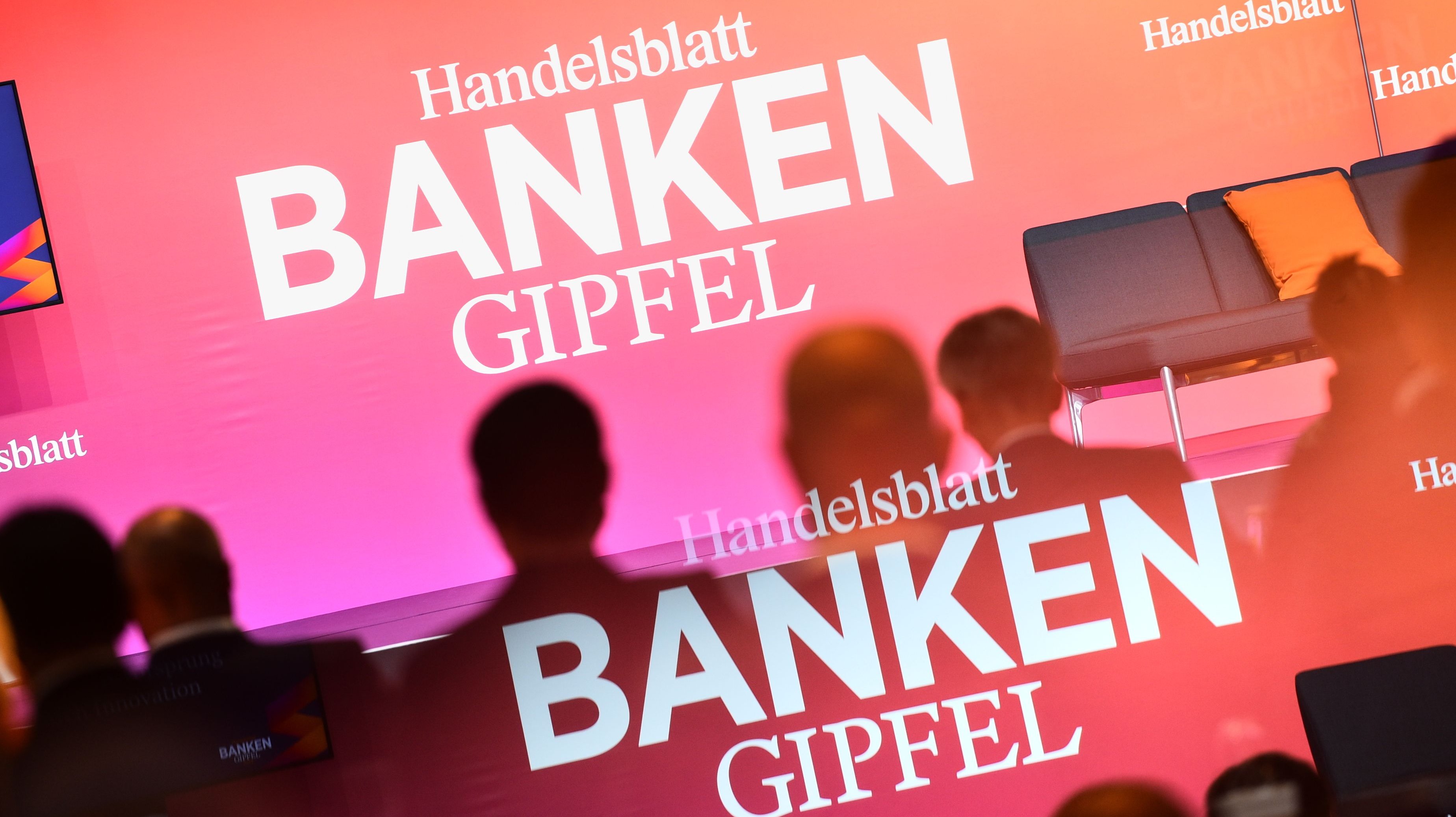 Banken-Gipfel: Sewing spricht über die Zukunft der Finanzindustrie