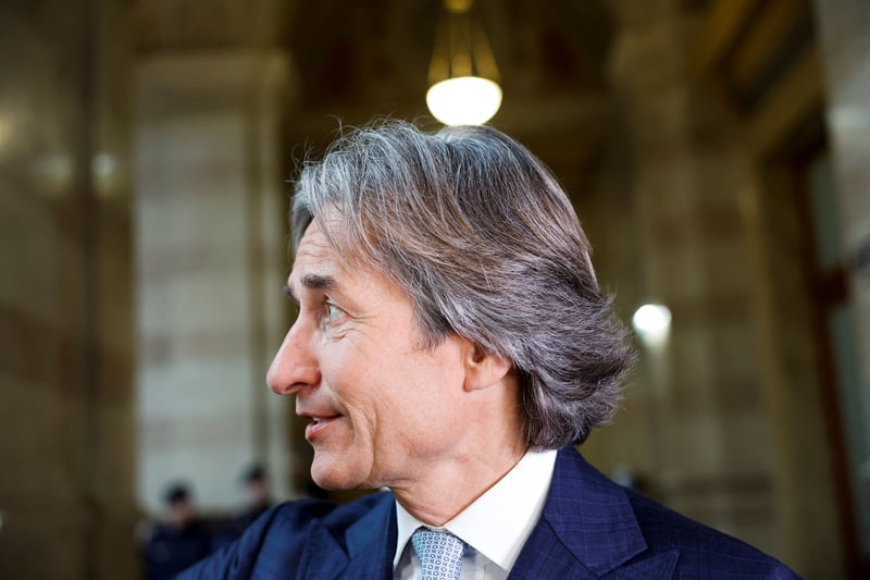 Urteil: Österreichs Ex-Finanzminister Grasser muss wegen Untreue in Haft