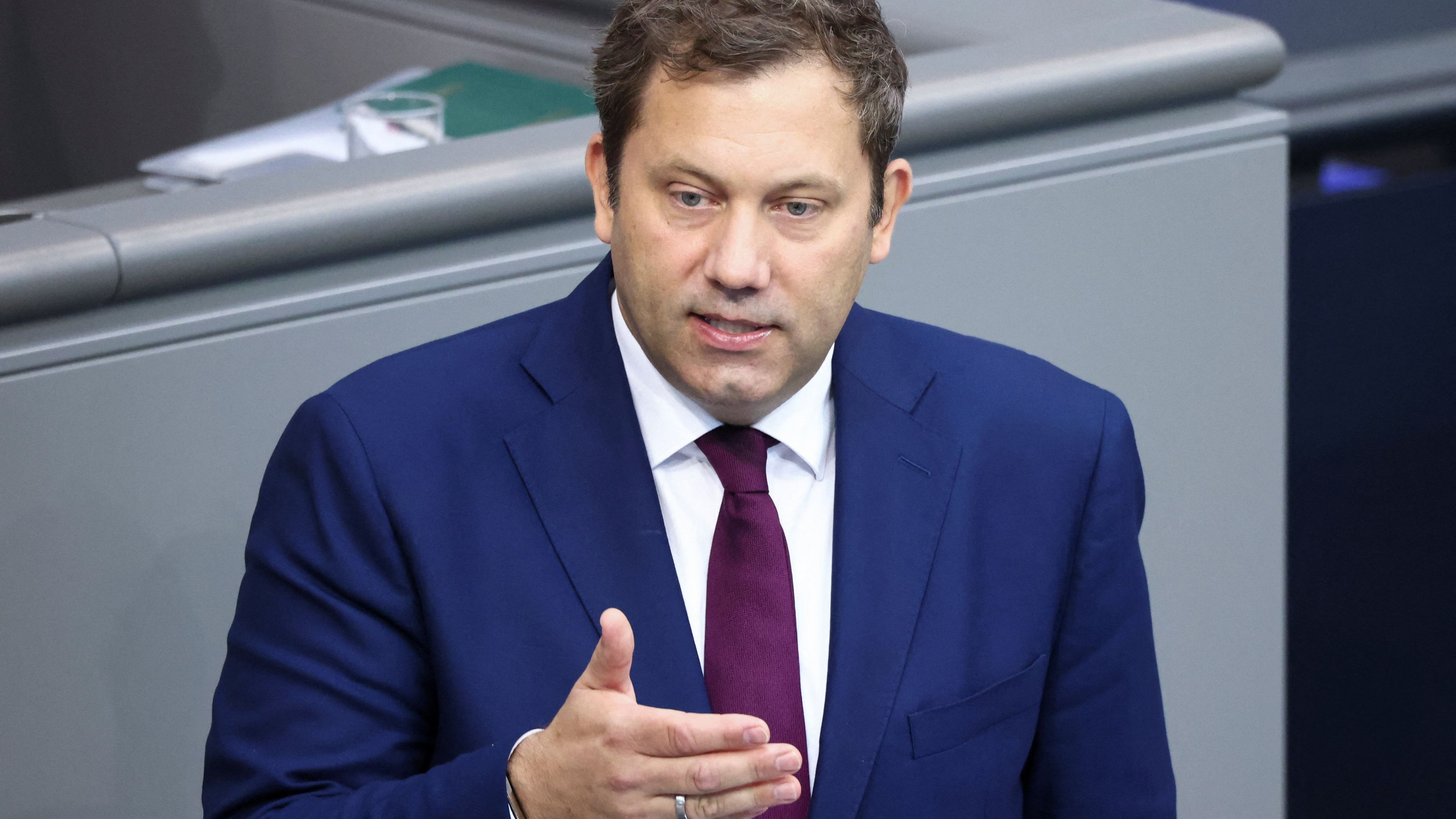 Lars Klingbeil: Finanzminister will deutschen Stahl bei Staatsaufträgen bevorzugen