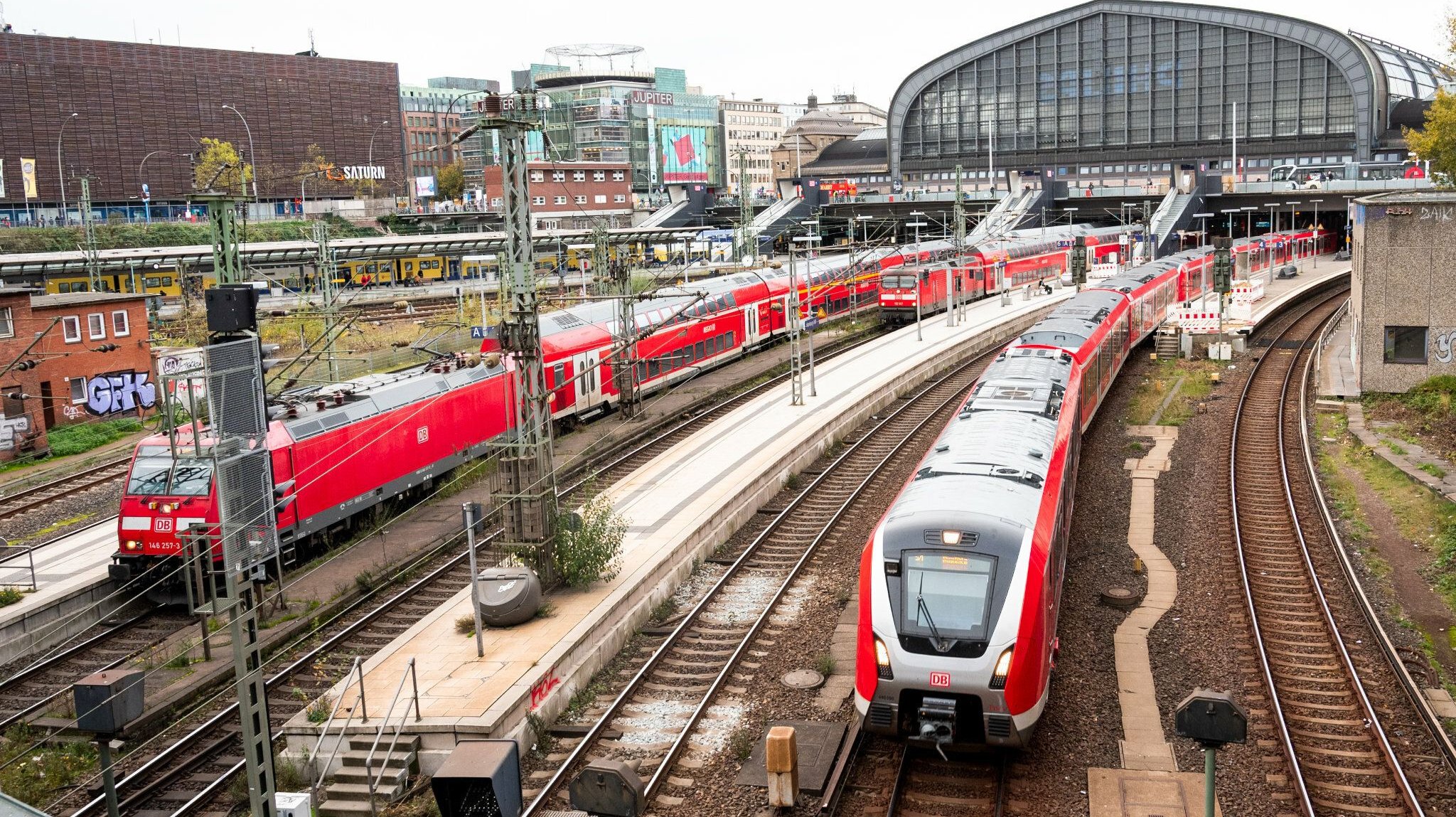 Länder streben Start des 49-Euro-Tickets zum 1. April an