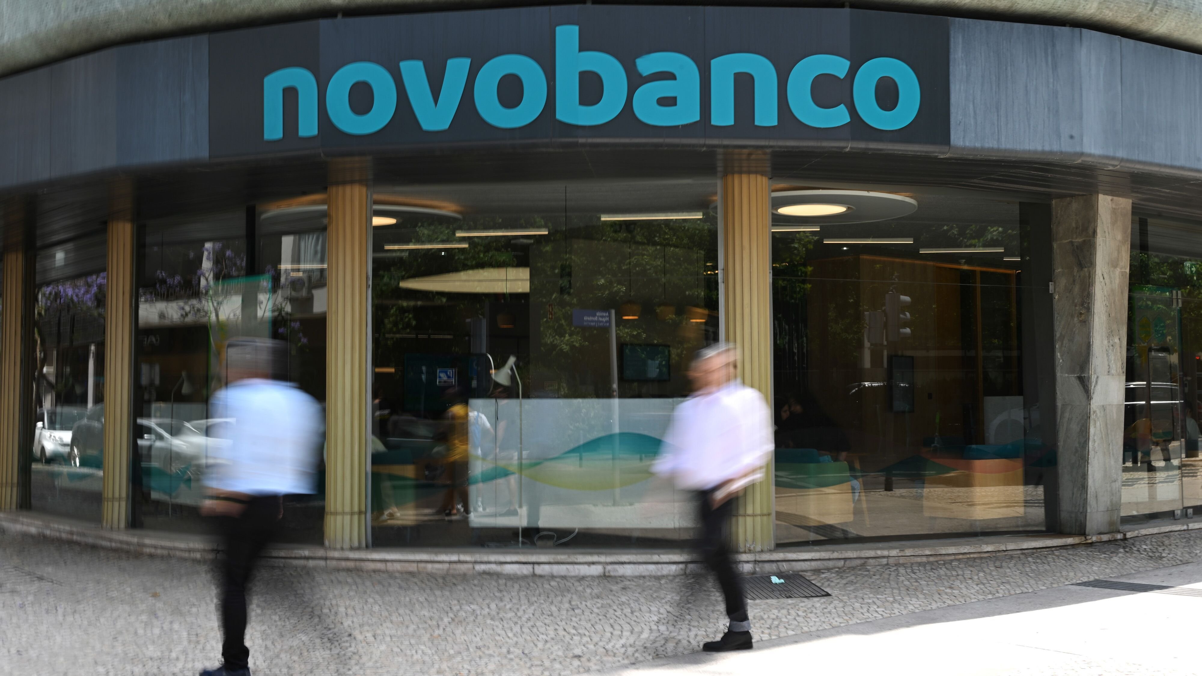 Finanzsektor: Neue Banken-Übernahme in Europa – BPCE kauft Novo Banco