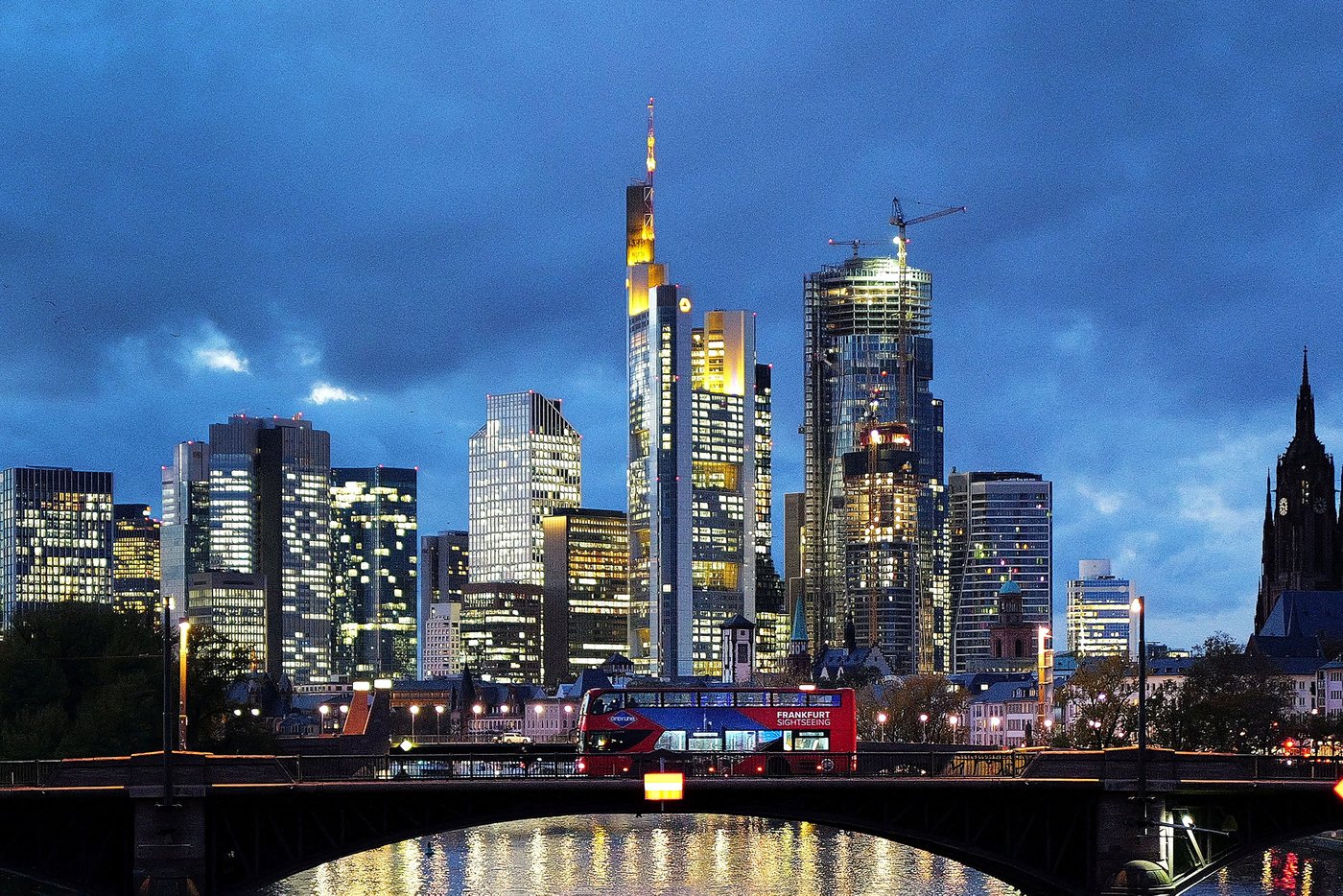 Deutschland: Unbesetzte Jobs werden bei Banken zur Normalität