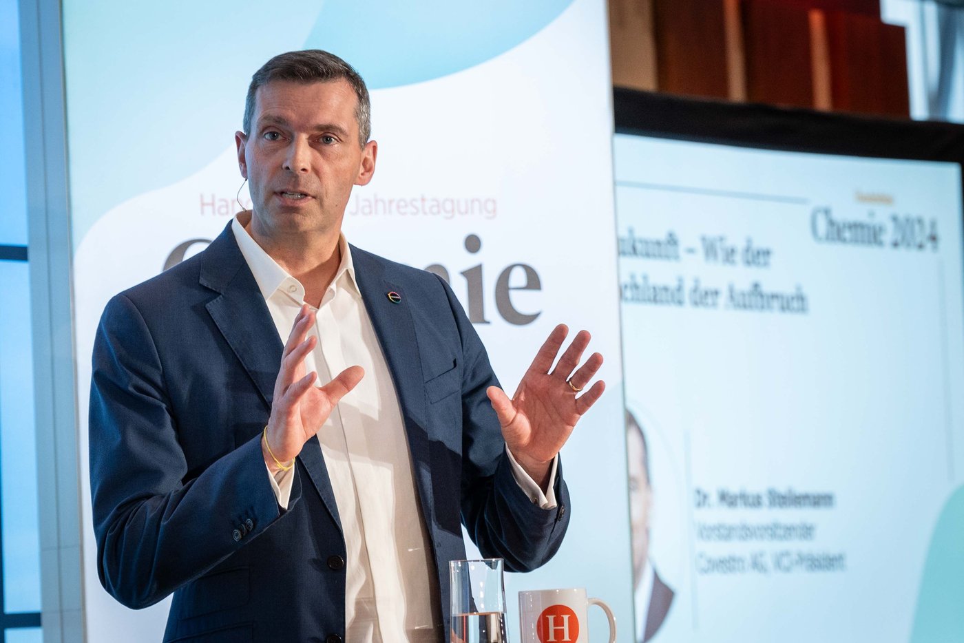 Chemieindustrie: Covestro-Chef: „In China sind Überkapazitäten weiter erheblich“