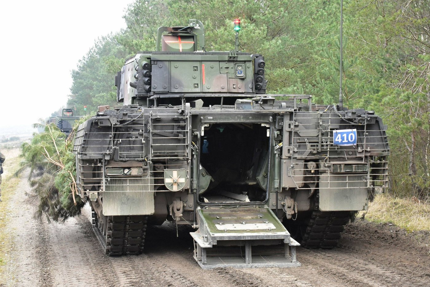Bundeswehr: Alle 18 Puma-Panzer müssen nach Totalausfall zum Pannen-Check