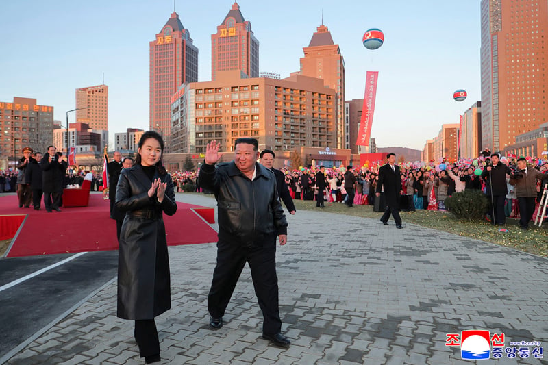 Koreas Morgenstern: Führer Kim Jong Un macht seine Tochter zum Star