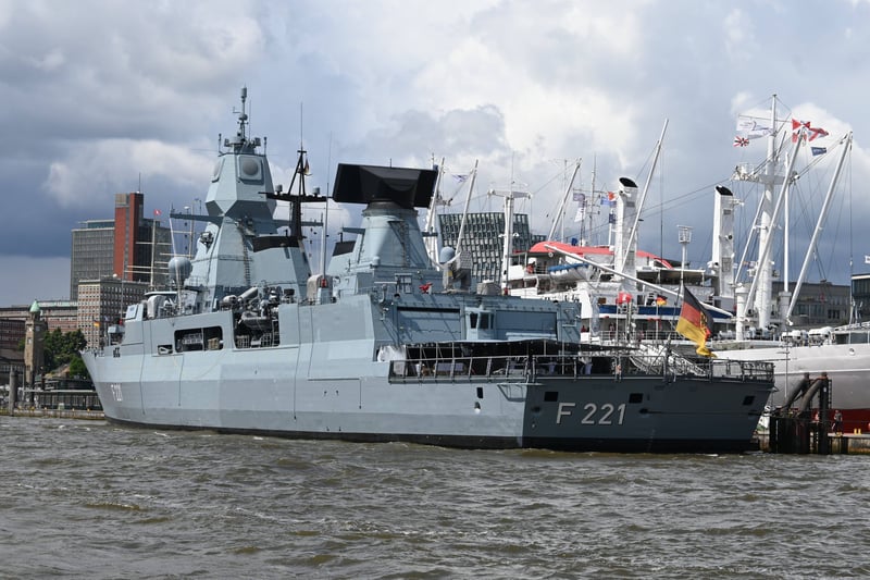 Handelsschifffahrt: Deutsche Marine entsendet Fregatte „Hessen“ ins ...