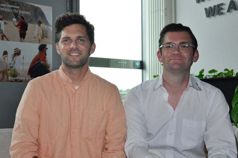 Kapten & Son: Kultmarke greift Konkurrenz mit Expansionsoffensive an