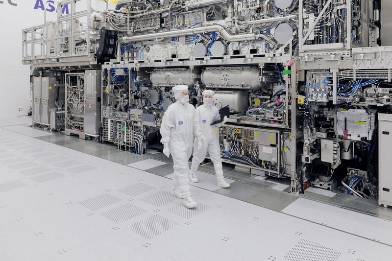 ASML-Aktie: Steigt sie noch weiter? Das sagen Analysten