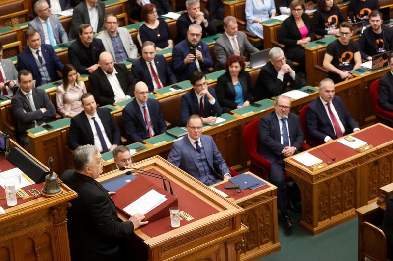 Verteidigung: Ungarisches Parlament stimmt Schwedens Nato-Beitritt zu Verteidigung: Ungarisches Parlament stimmt Schwedens Nato-Beitritt zu