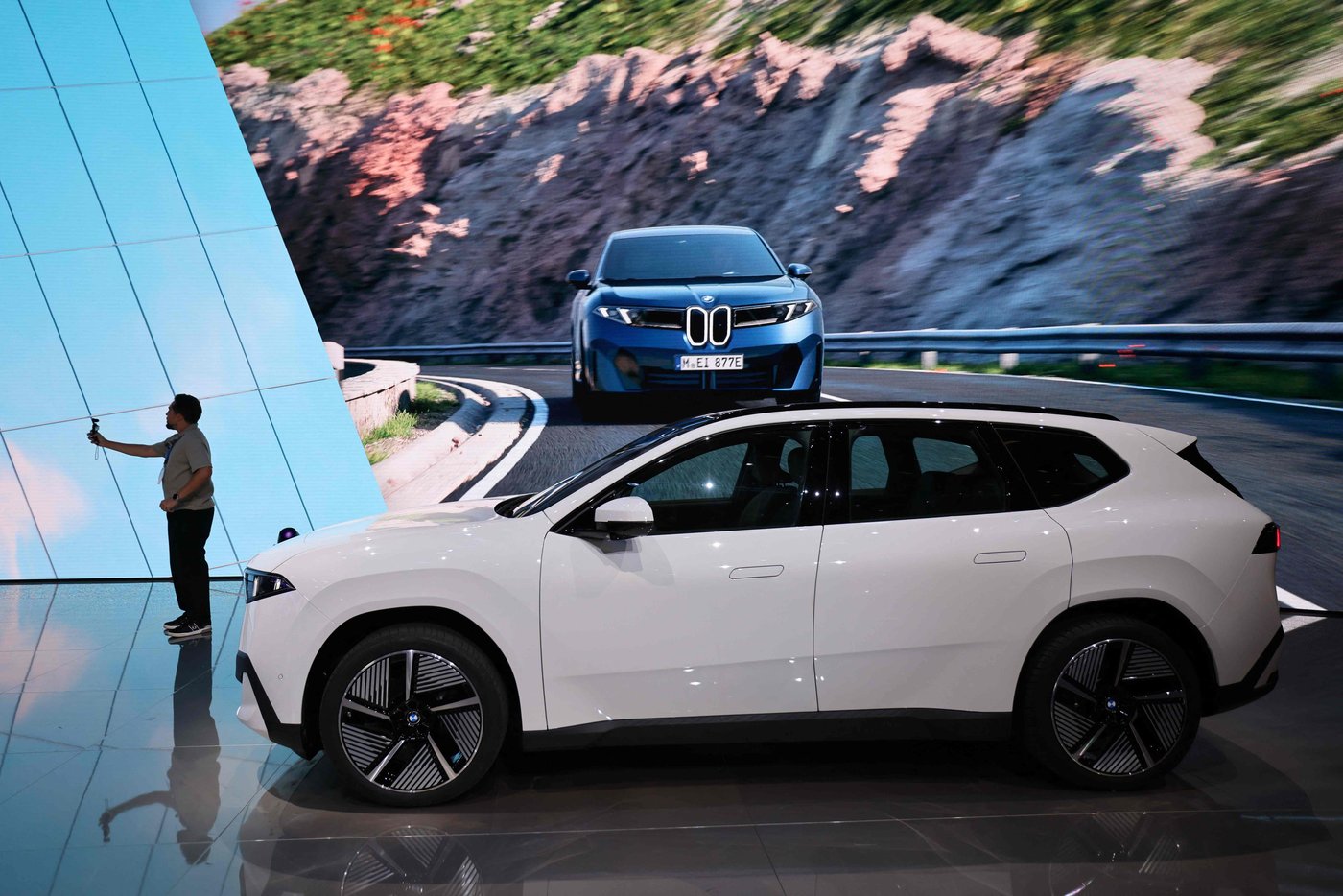 IAA: Autoindustrie startet Elektrooffensive