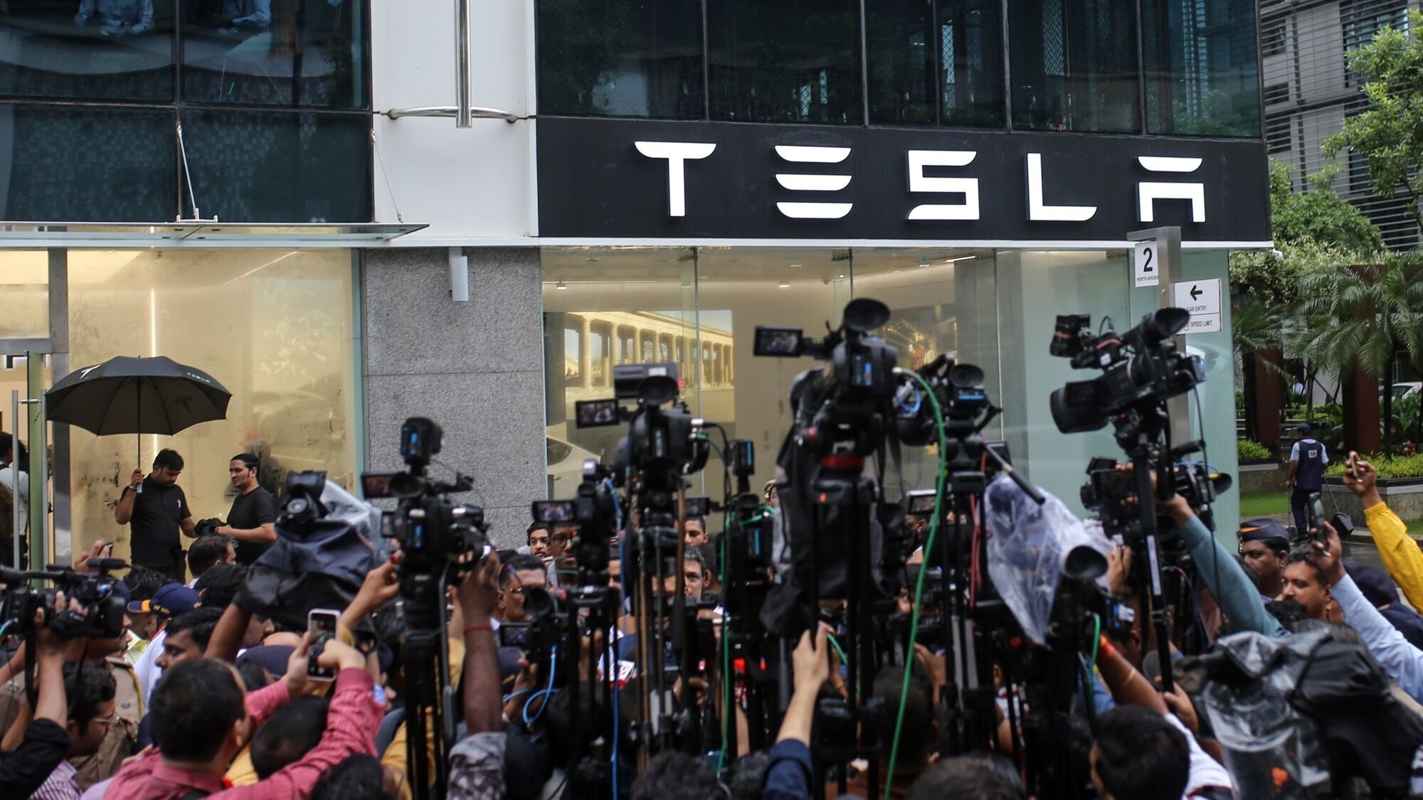 Tesla: Marke startet in Indien – und ist dort doppelt so teuer wie in China