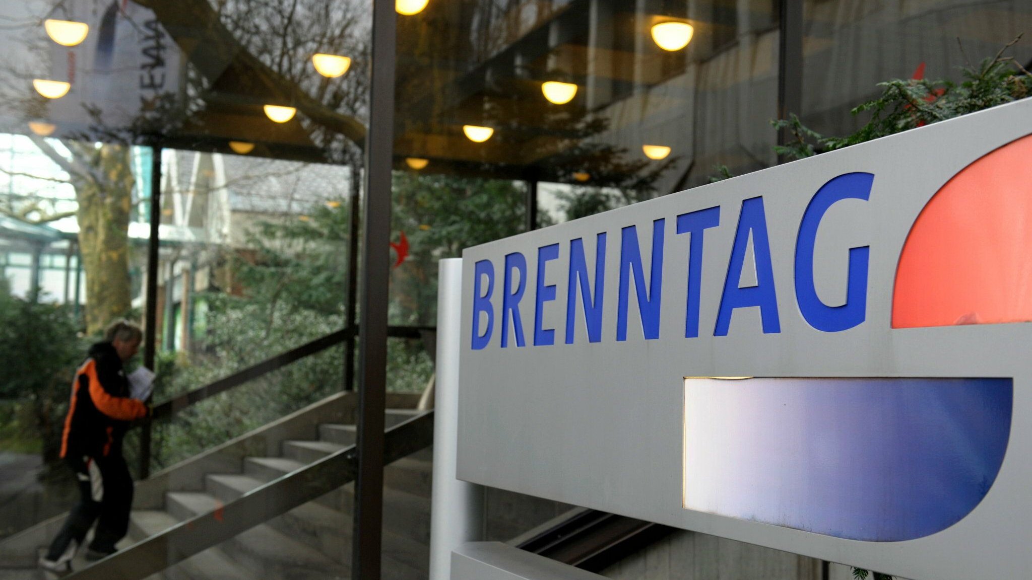 Brenntag sagt Milliardenzukauf in USA ab - Aktienkurs springt hoch