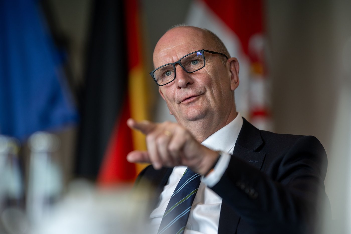 Sozialpolitik: Woidke greift Wagenknecht an – ist aber offen für Gespräche