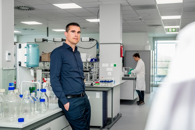 Biotech: Strüngmann-Brüder investieren in Therapien auf Basis von Bakterien