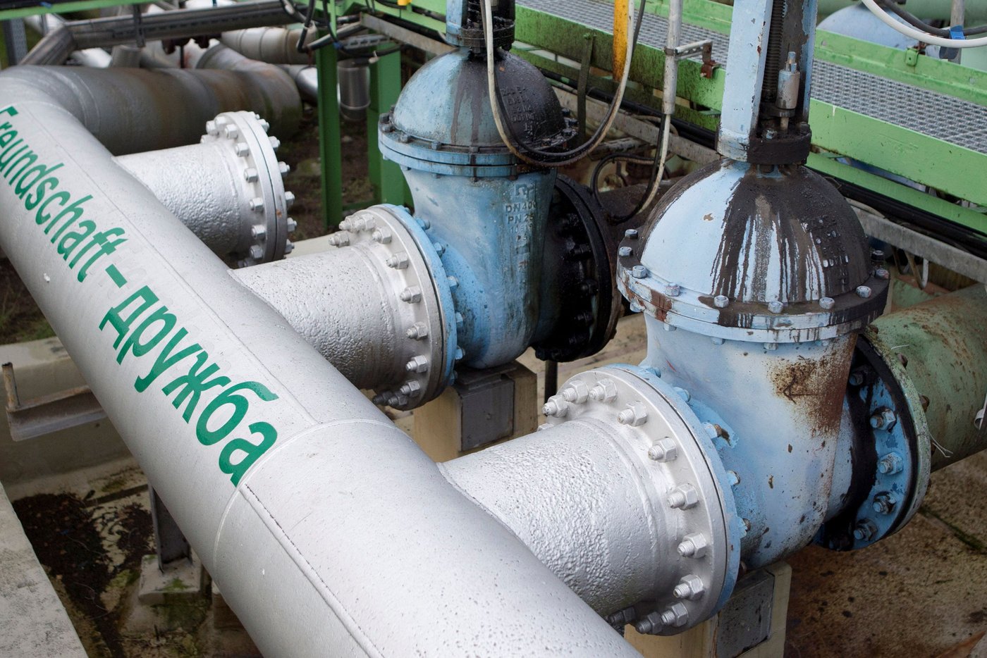 Kontrolle: Bund verlängert Treuhand über Rosneft-Anteile an Raffinerie PCK