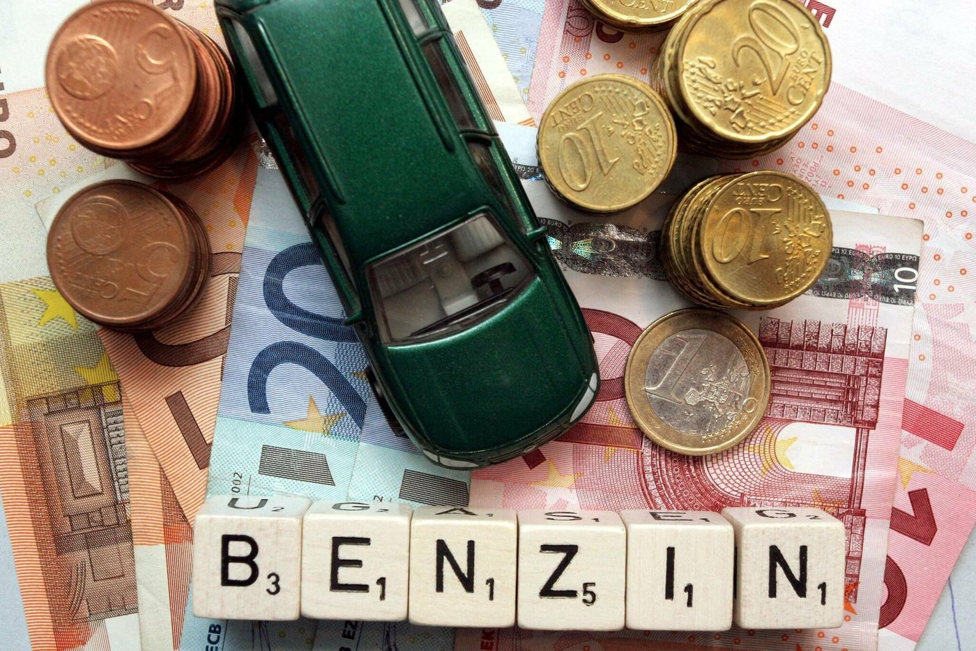 Kfz-Versicherung: Fünf Tipps, mit denen Fahranfänger weniger zahlen