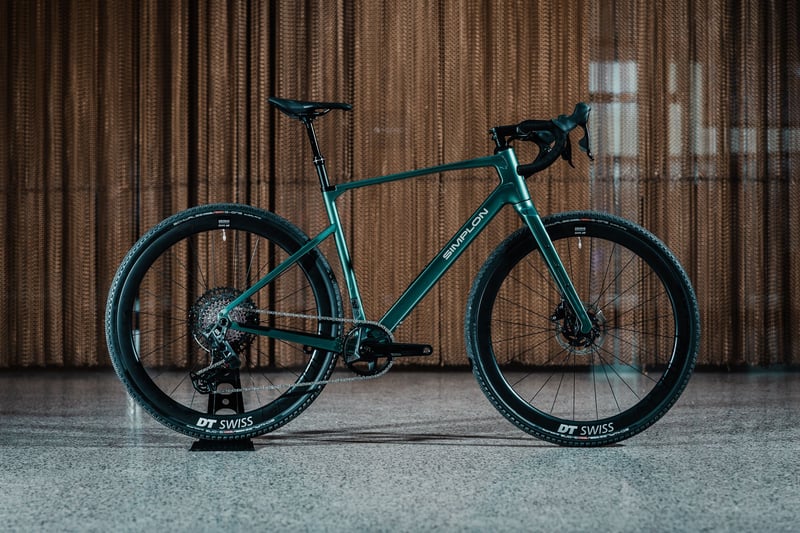 Simplon Grid: Leichtes Gravel-Bike mit Geheimfach