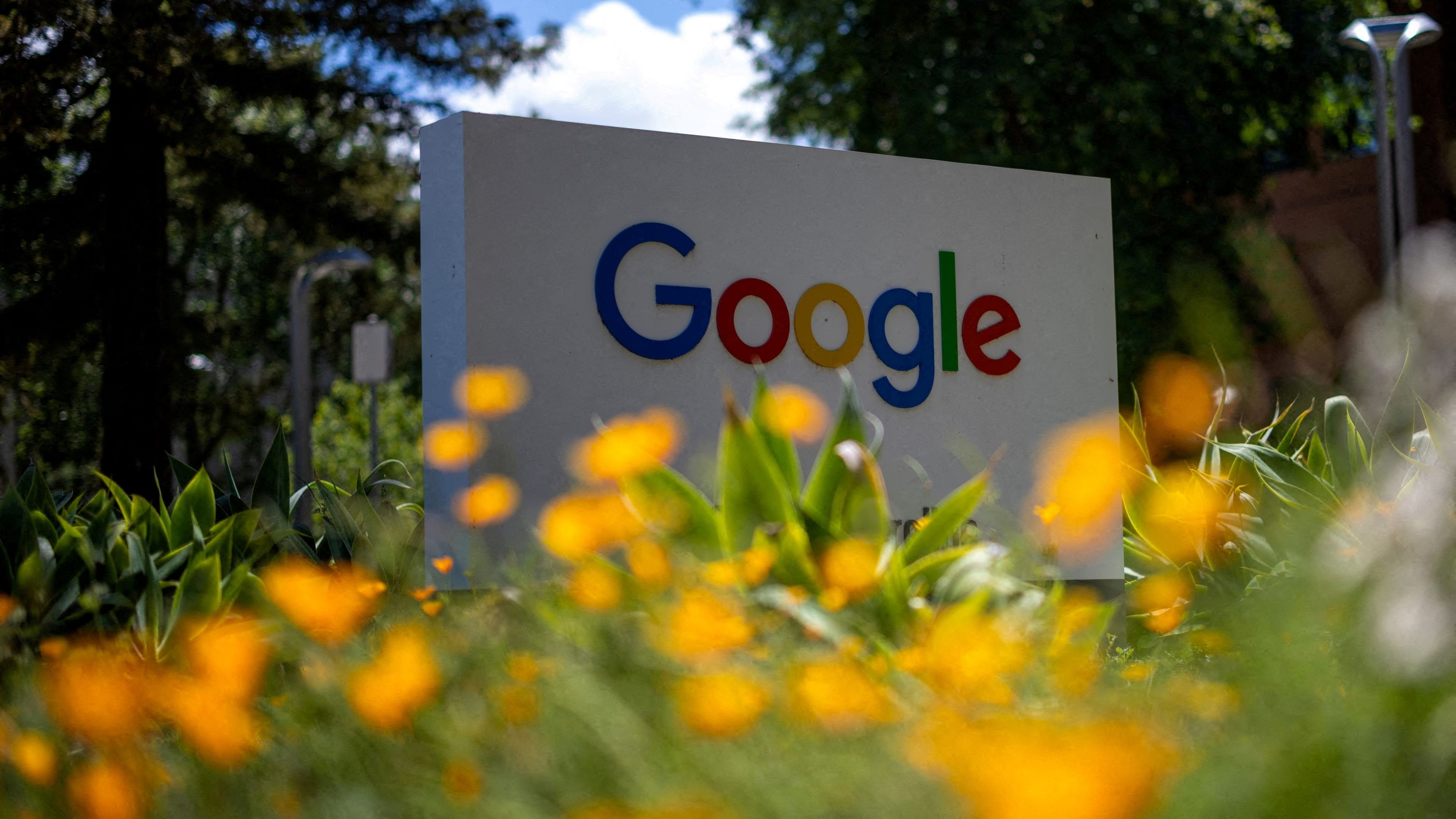 Alphabet: Google-Mutter ist erstmals drei Billionen Dollar wert