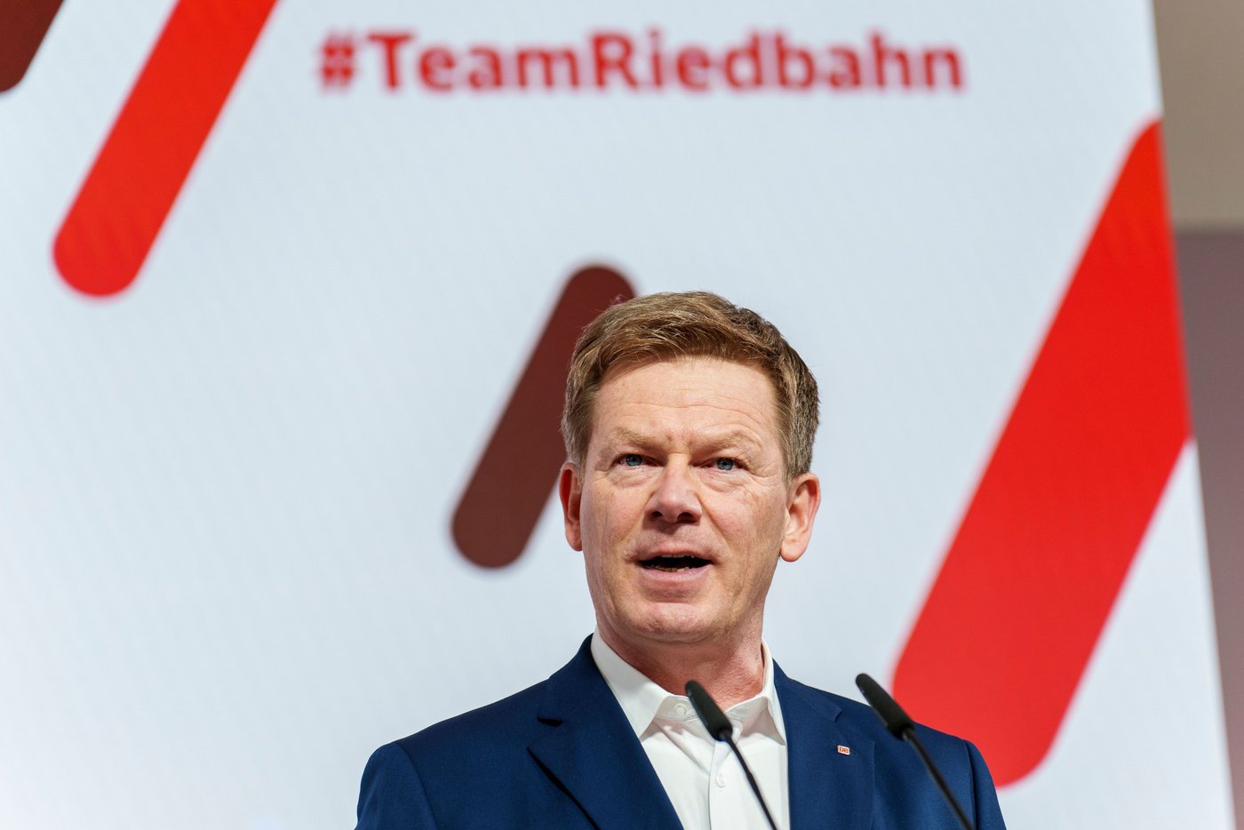 Riedbahn: Deutsche Bahn-Chef Richard Lutz gerät in Erklärungsnot