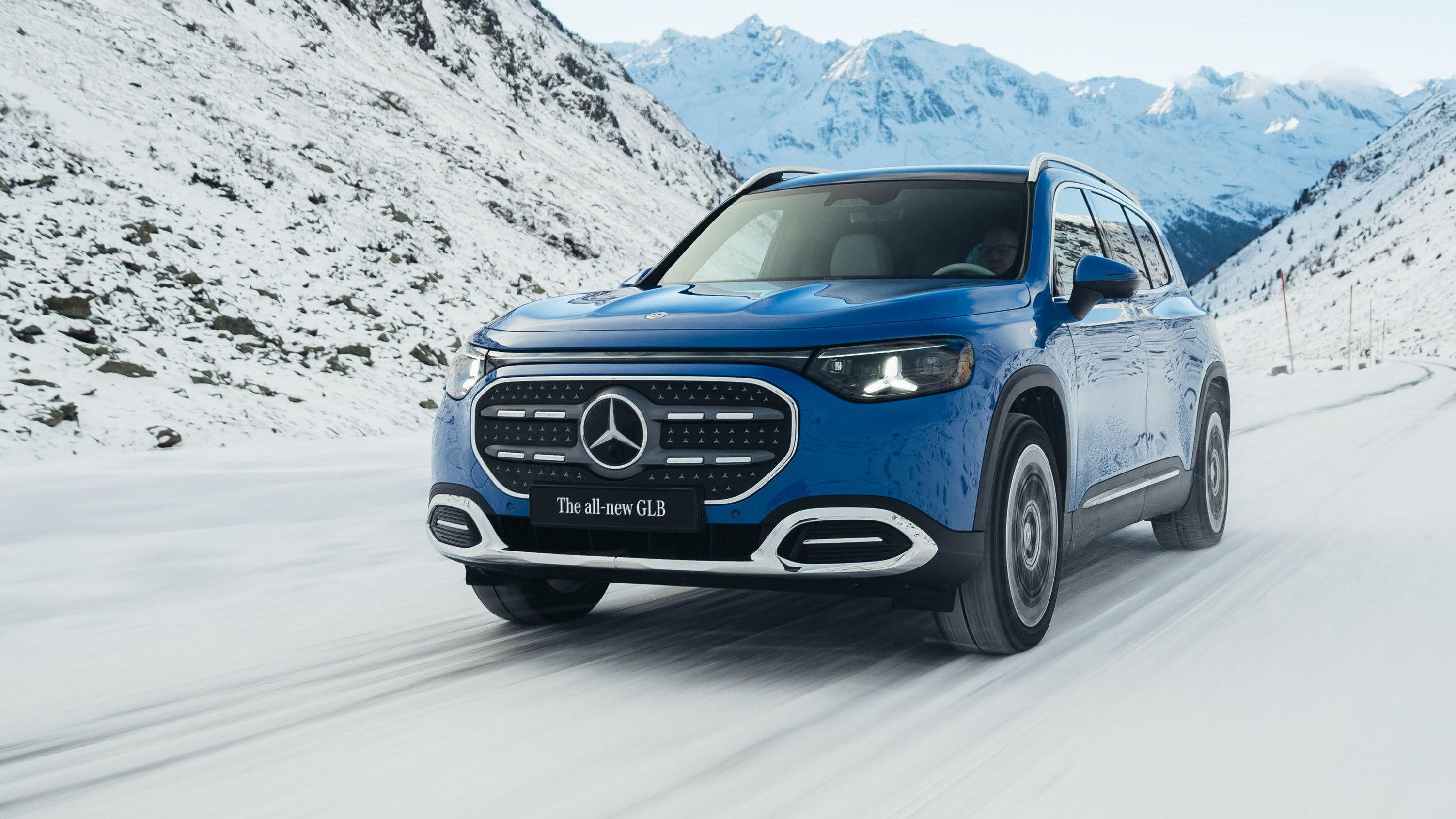 Kompakt-SUV: Mercedes stellt neuen GLB vor