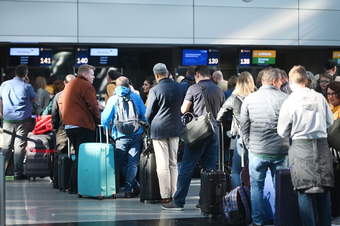 Tourismus: Sicher in den Urlaub fliegen – Worauf Sie achten sollten Tourismus: Sicher in den Urlaub fliegen – Worauf Sie achten sollten