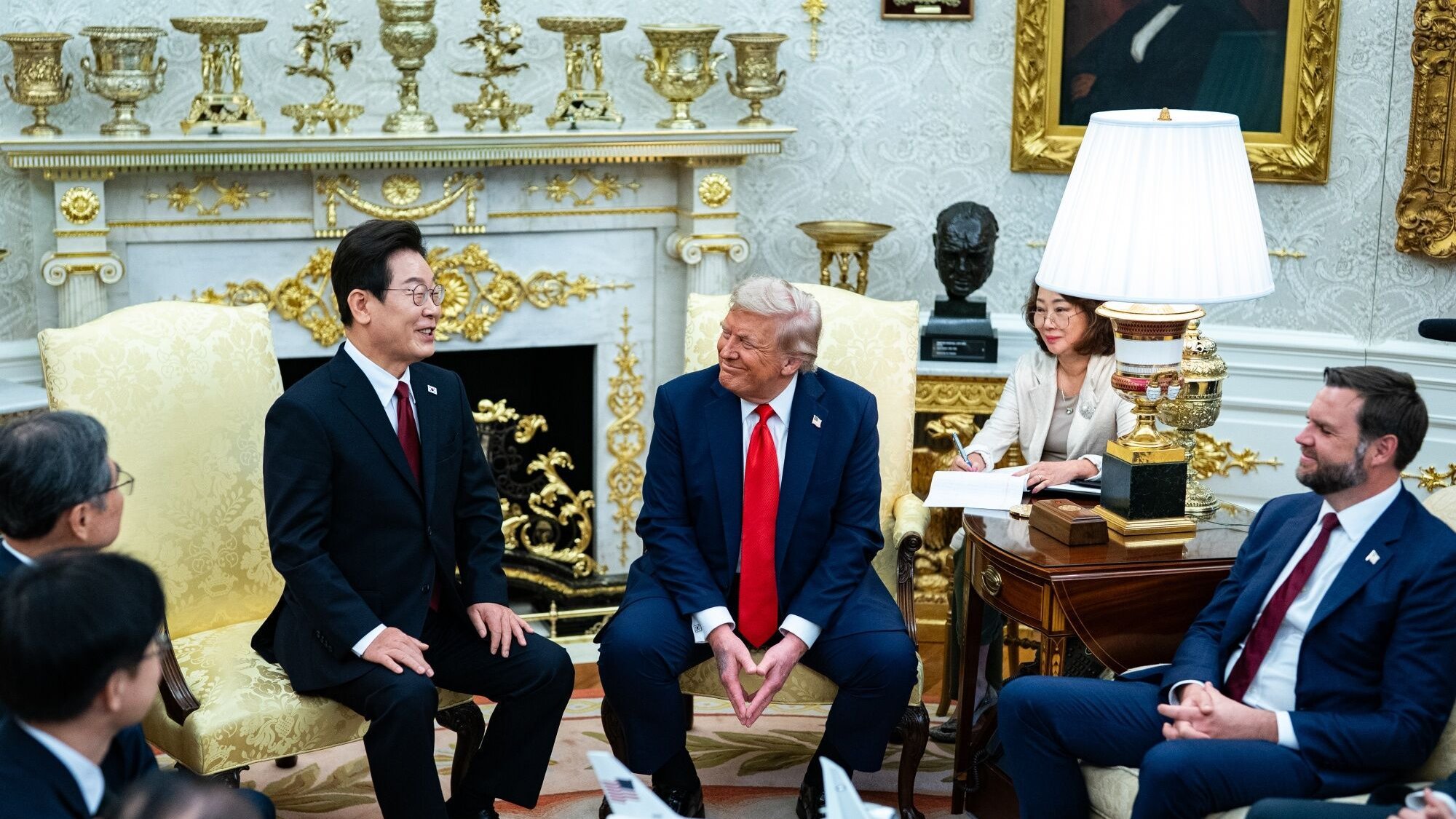 Trump lobt Südkoreas Präsident - und will Nordkoreas Führer Kim treffen