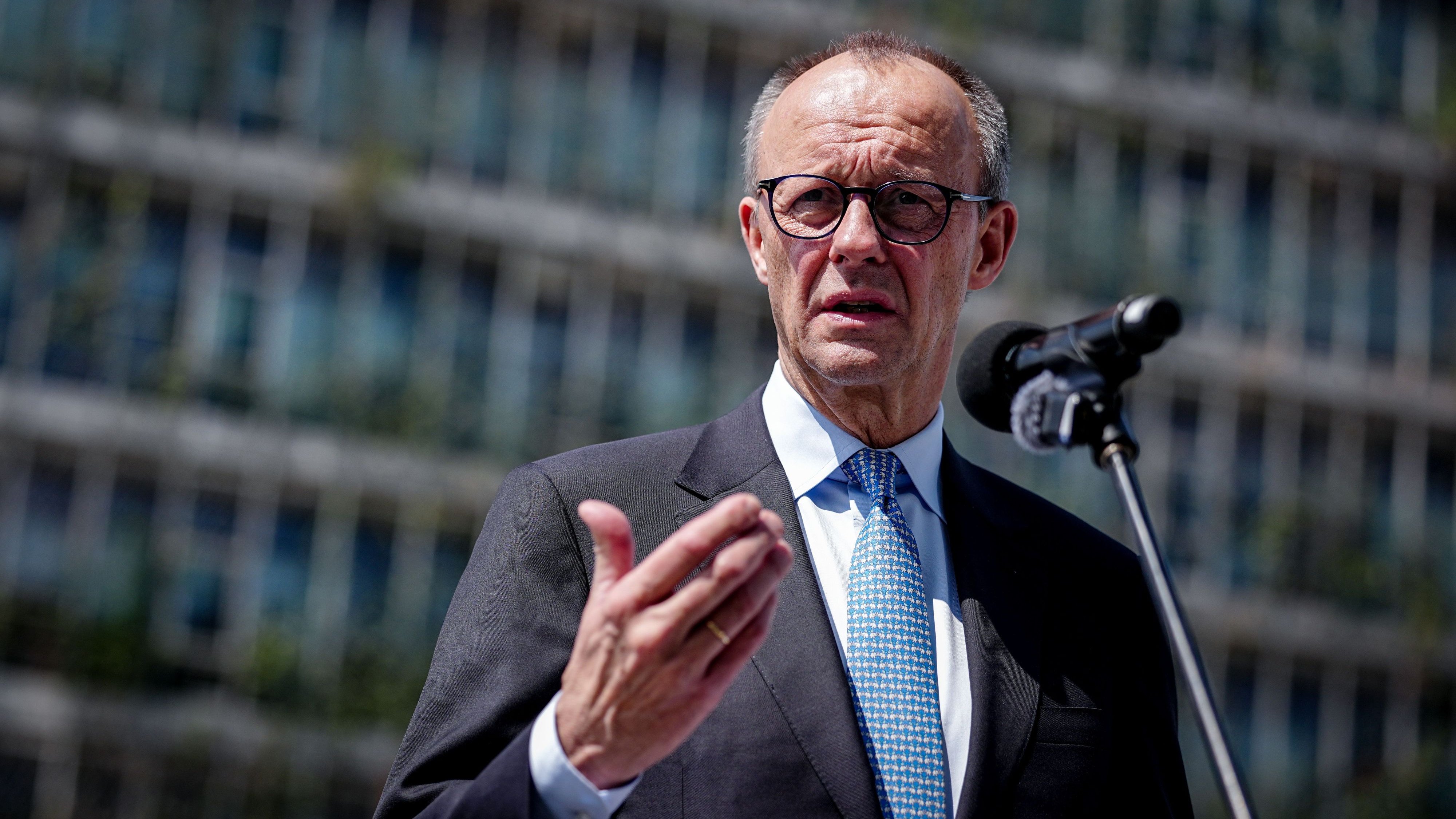 Iran-Proteste: Merz rechnet mit baldigem Ende der iranischen Staatsführung