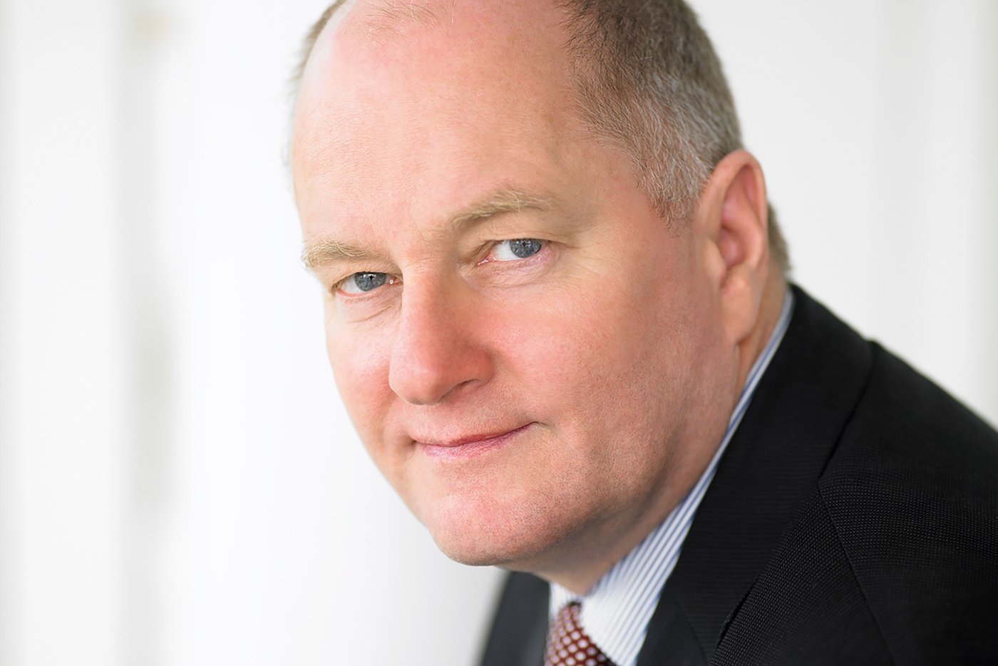 Softwarekonzern: Zahlreiche Übernahmeangebote für Mensch und Maschine ...