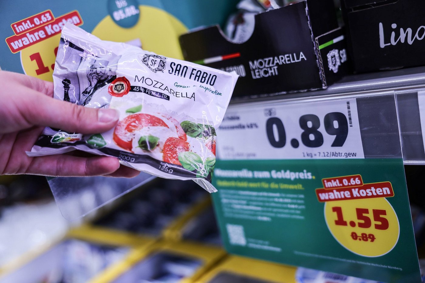 Penny: Discounter erhöht Preise für besonders umweltschädliche Produkte