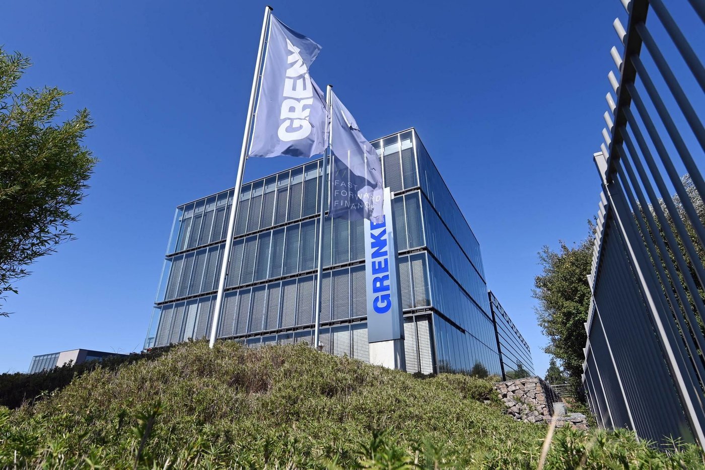 Finanzaufseher stellen bei Grenke Mängel fest und verschärfen ...