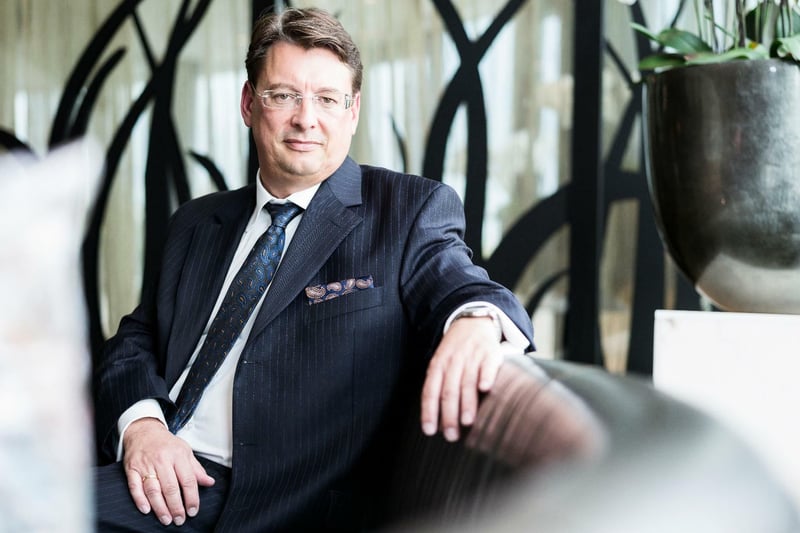 Einzelhandel: Ex-Karstadt-Chef Fanderl wechselt zu Warenkreditversicherer