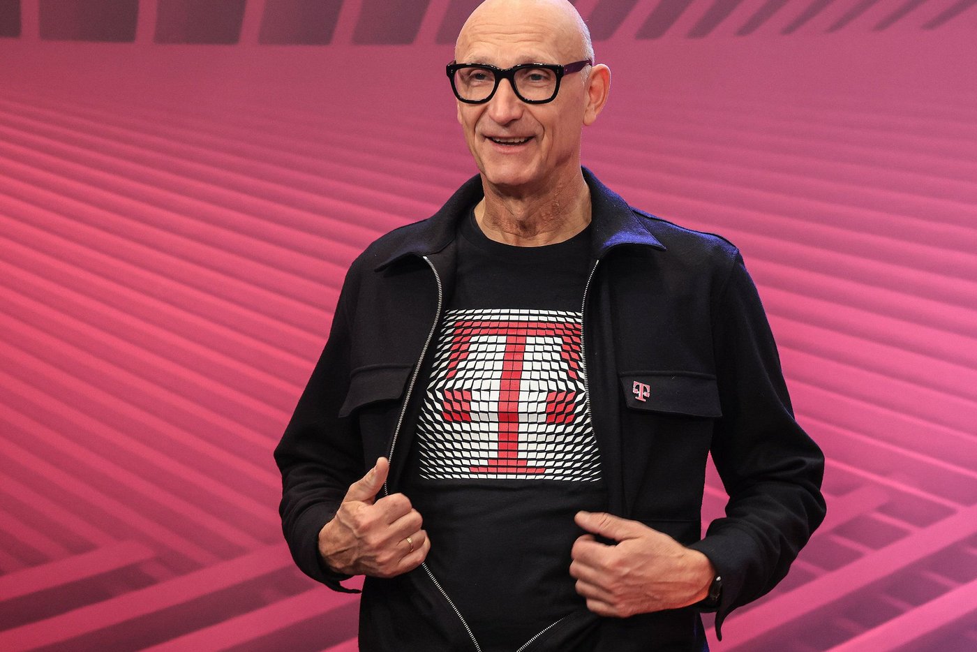 Deutsche Telekom: Timotheus Höttges verspricht Anlegern neue Rekorde